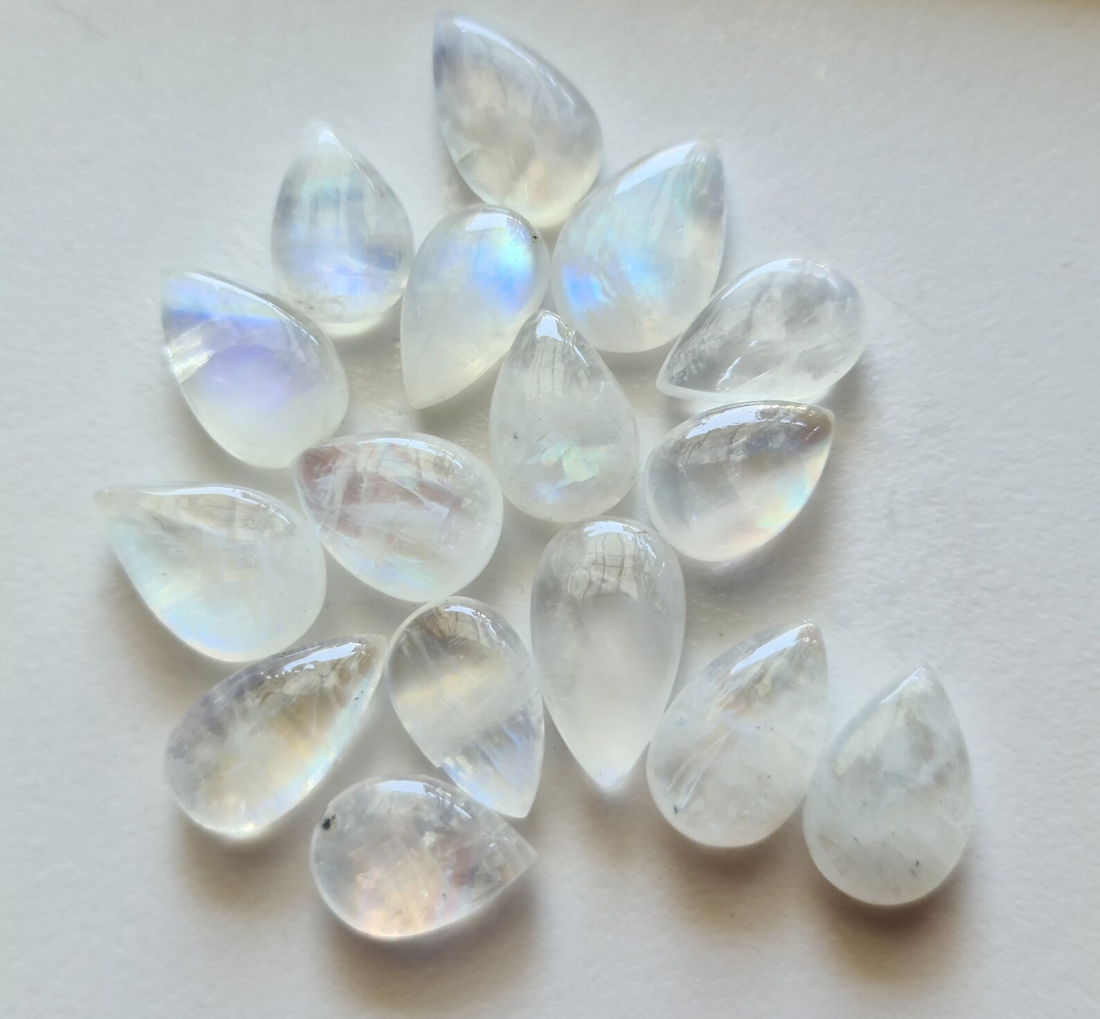 16-20mm Rainbow Moonstone Pear Shaped Plain Both Side Flashy Blue/white ...