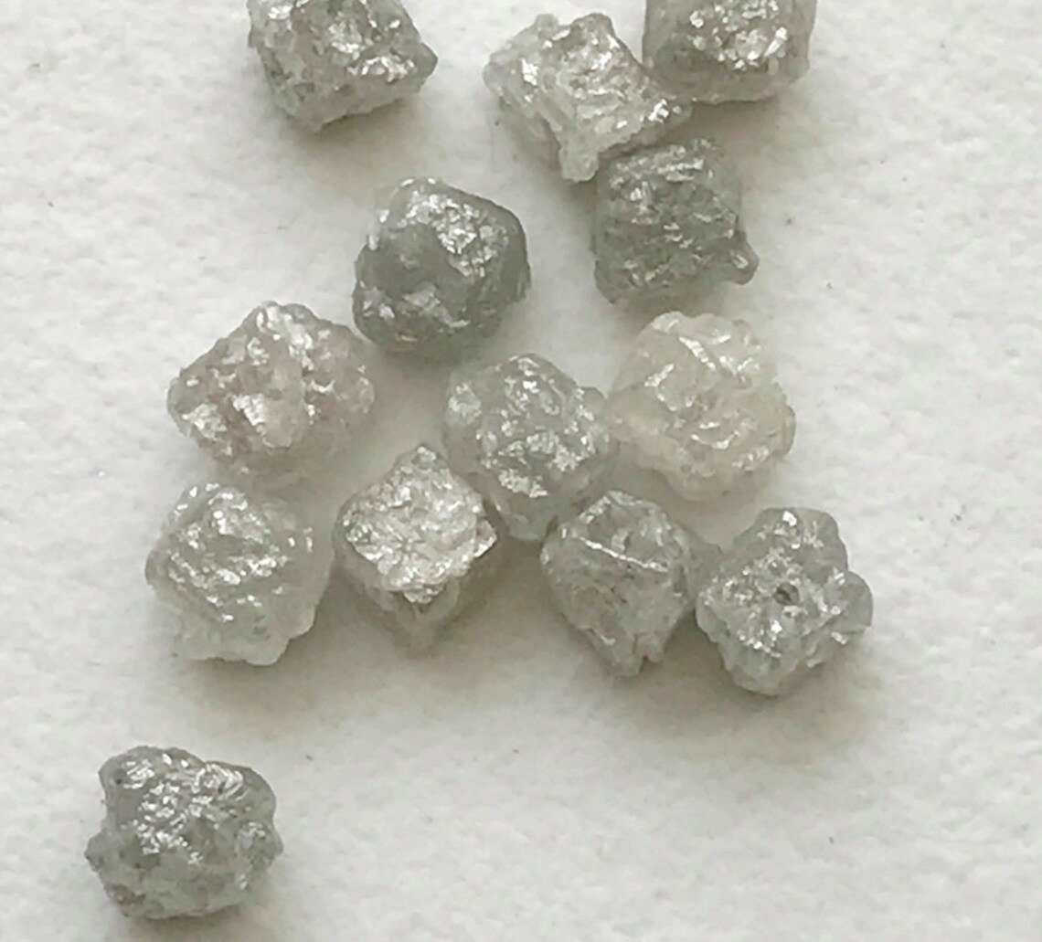 3.5-4.5mm White Grey Diamond Box Cube, Natural Drilled Rough Diamond ...