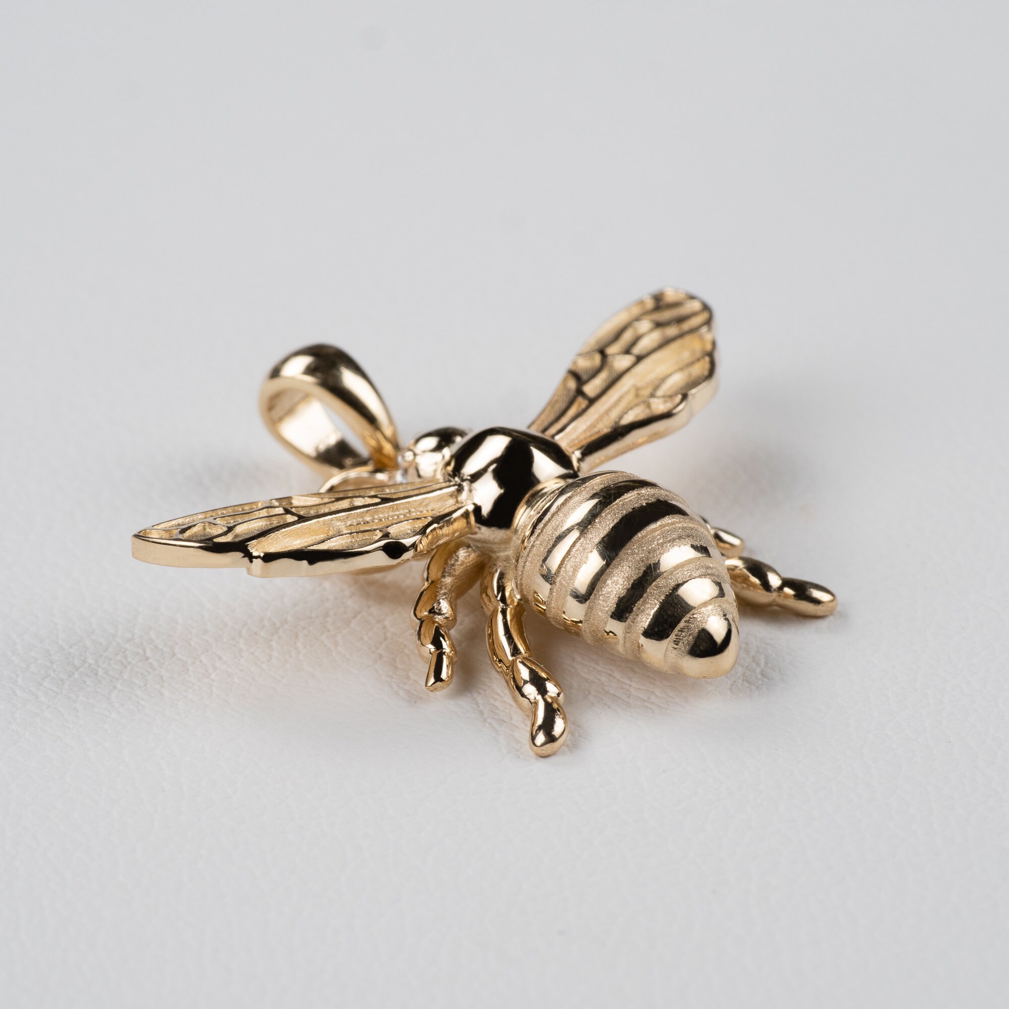 Diamond Bee Necklace Solid Gold Bee Pendant. 14k 18k | Etsy