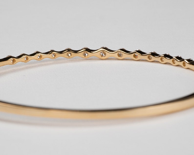 Graduated Diamond Bangle Bracelet With Locking Hinge 1 CTW. | Etsy