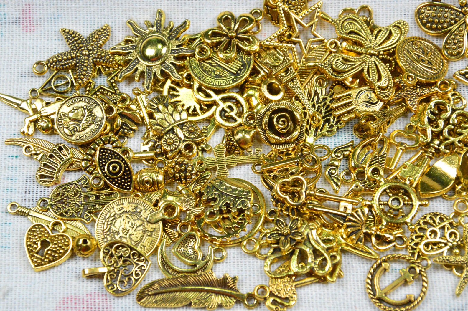Bulk 100 Assorted Antique Gold Charms Mixed Charms Jewelry - Etsy