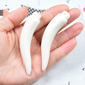 Tooth Pendant, Fang, 10pcs Large Resin Ivory Sharp Teeth Beads, Resin ...