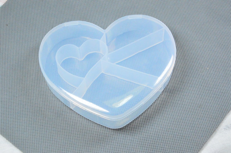Large Heart Plastic Box With Unmovable 5 Grids - Etsy