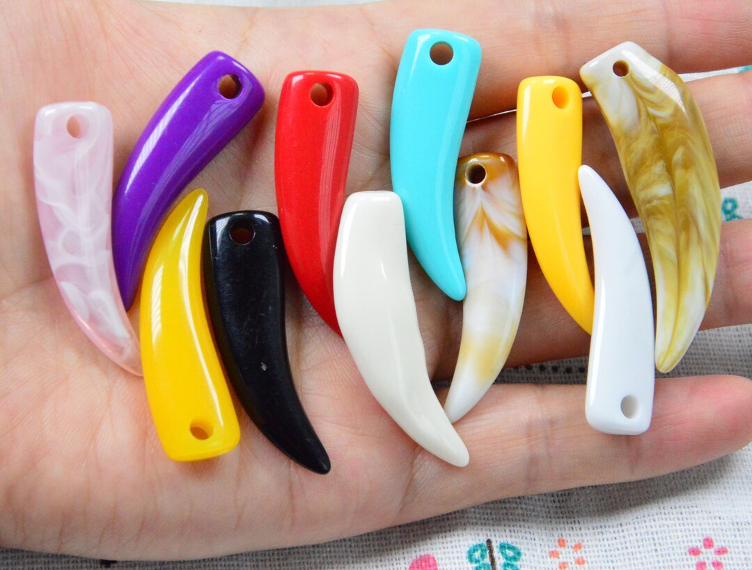 30pcs Assorted Color Sharp Plastic Animal Teeth, Plastic Fangs, Wolf ...