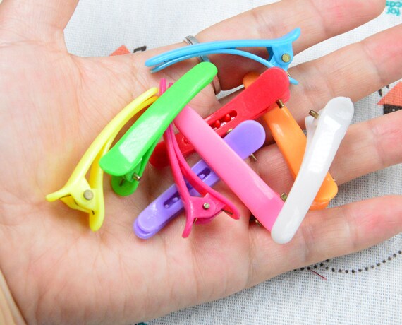 Plastic Alligator Hair Clips