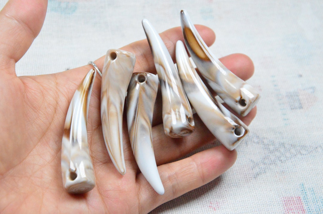 20 Pcs Brown Marbled Beige Sharp Plastic Animal Teeth Pendant, Plastic ...