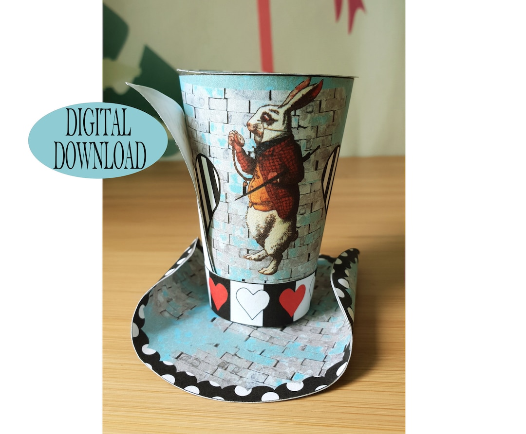 Alice in Wonderland Decoration, 3