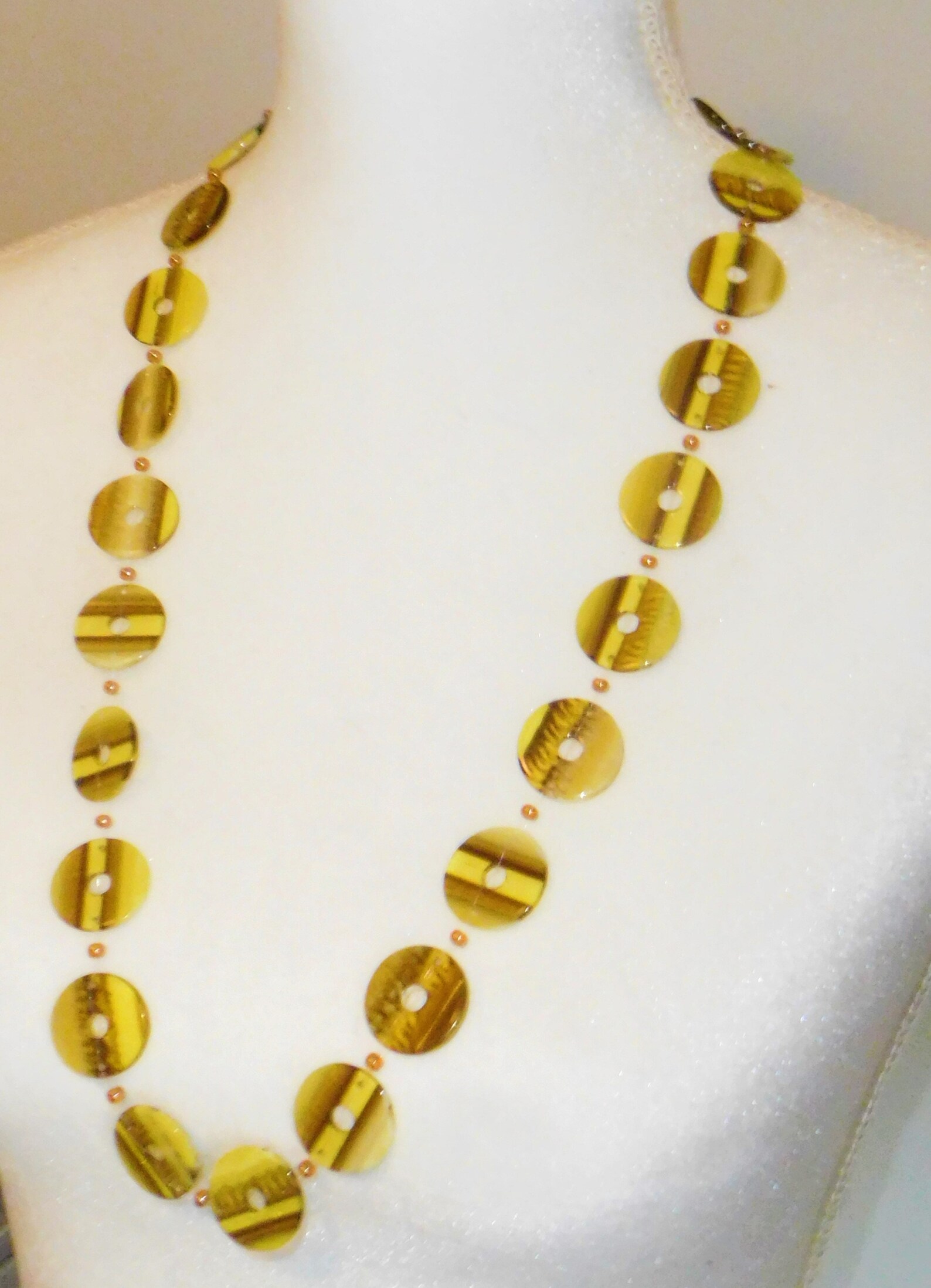 Sobral Pitagoras Curto PI Terra Earthy Hue Circle Beads Artist Made 32 ...