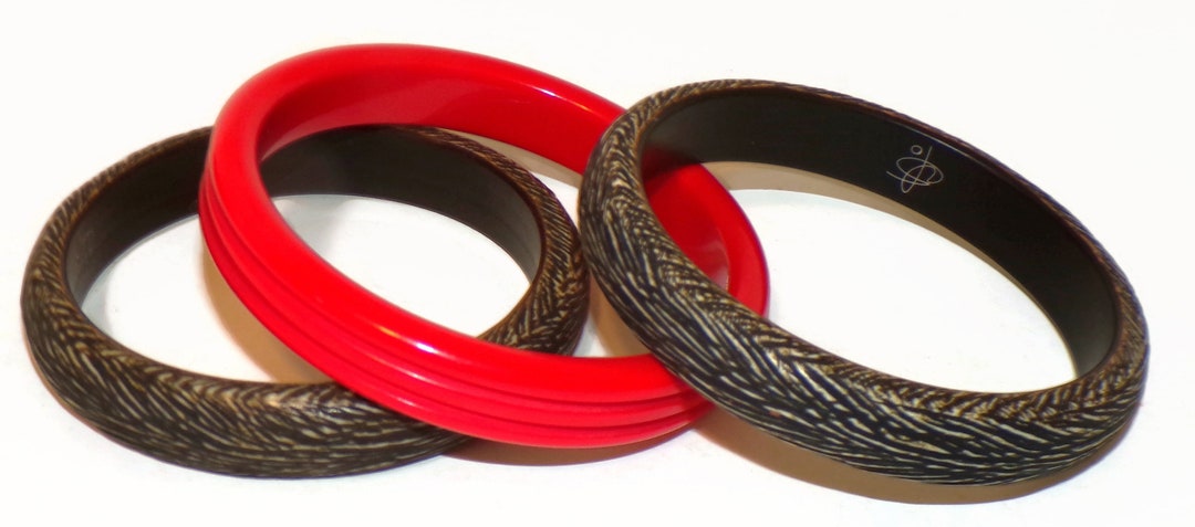 Sobral Sortidos Unico 3 Stacked PB14 Bangles Red & Black Artist Made ...