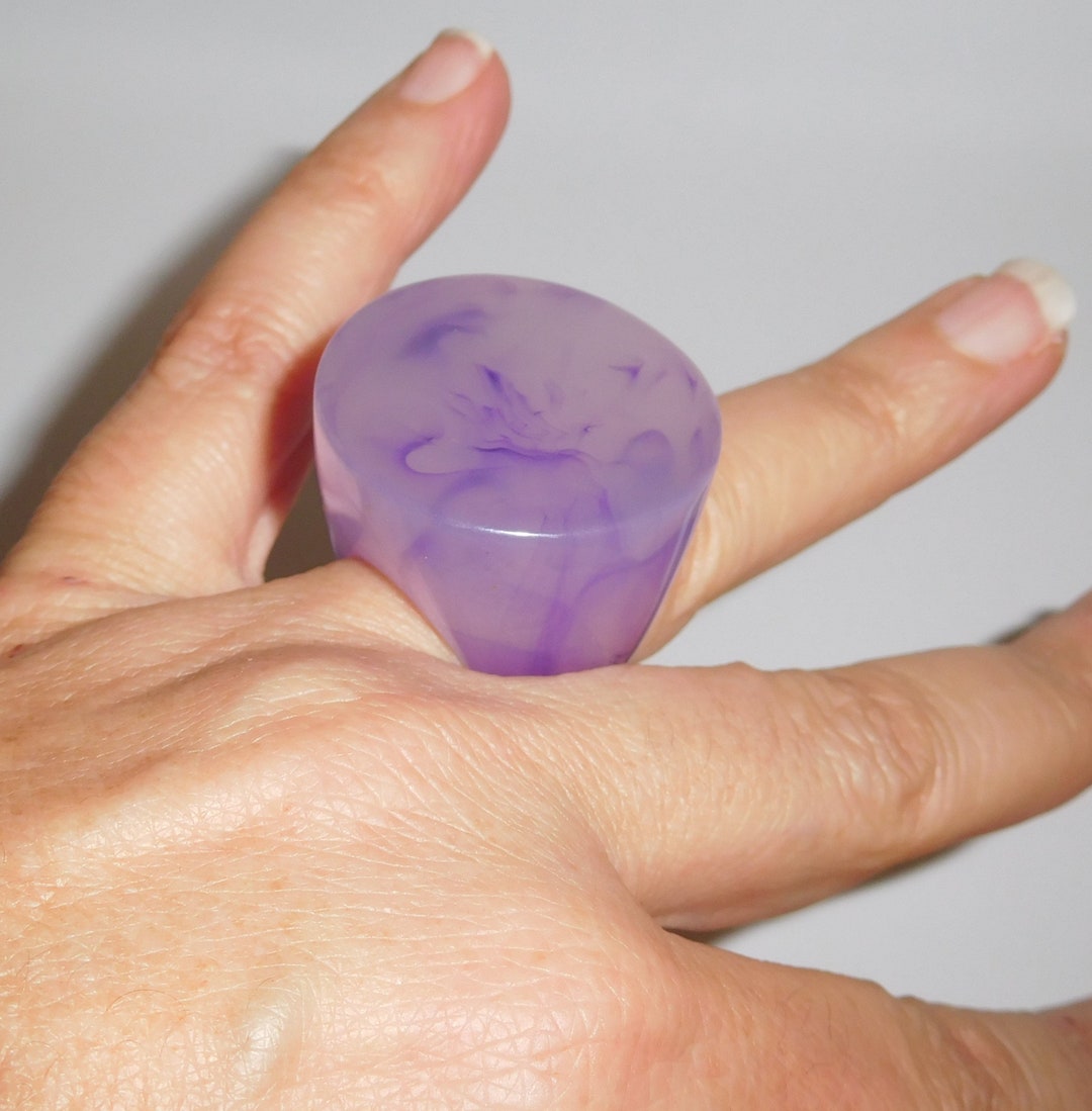 Sobral Classicos Redondo Clear & Lilac Swirl Statement Ring Artist Made ...