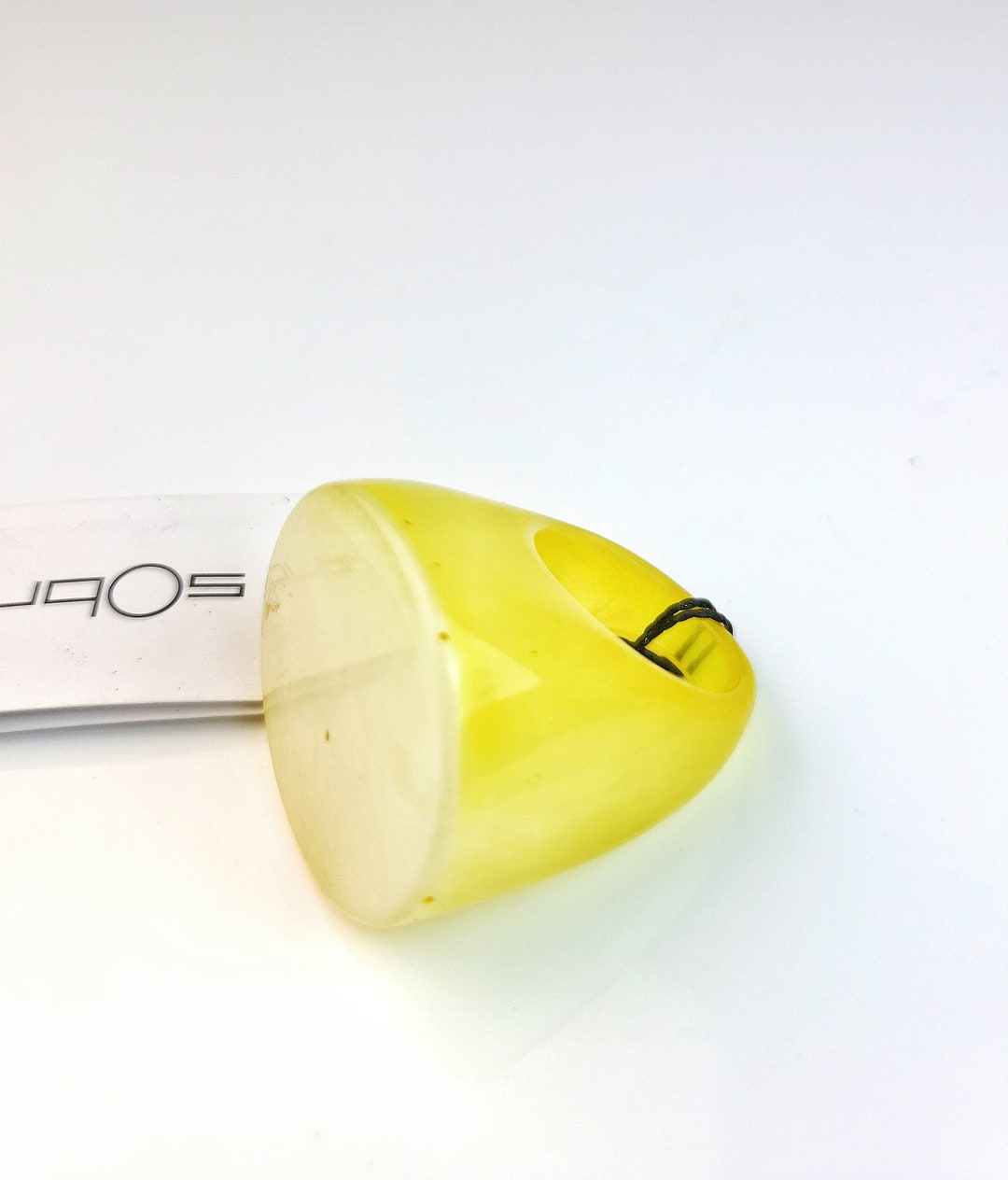 Sobral Classicos Redondo White & Yellow Swirl Artist Made Statement ...