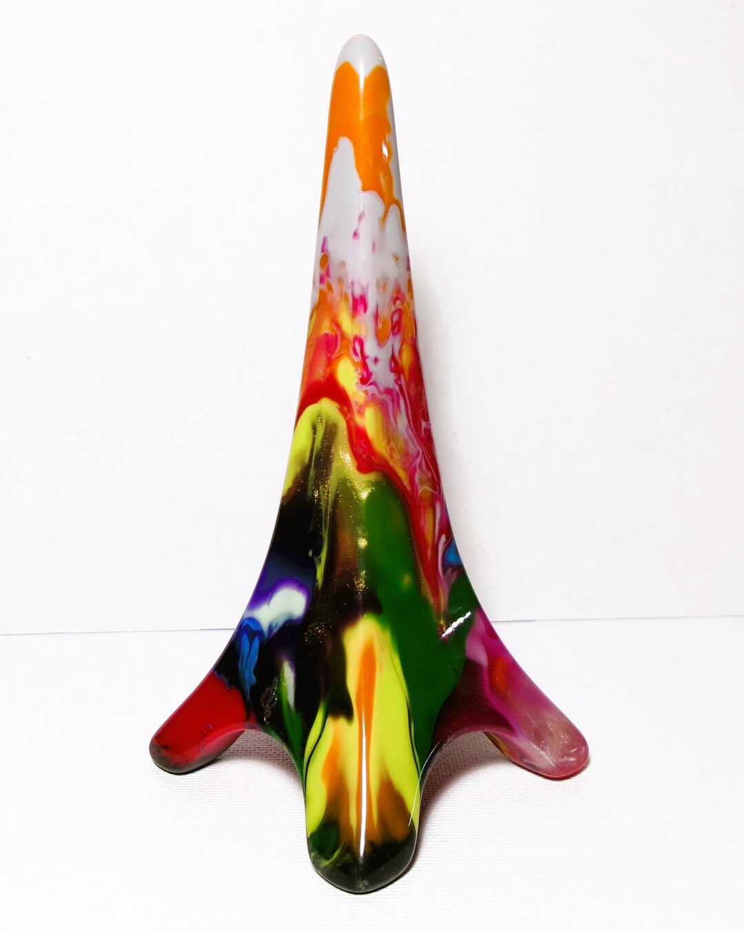 Sobral Objetos Poecticos Pollock Eiffel Tower Artist Made Statue ...