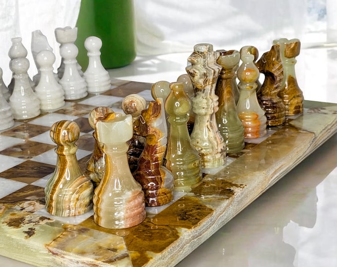 Malachite Marble Chess Set Inlay Marble Chess Pieces Board Set Gemstone ...