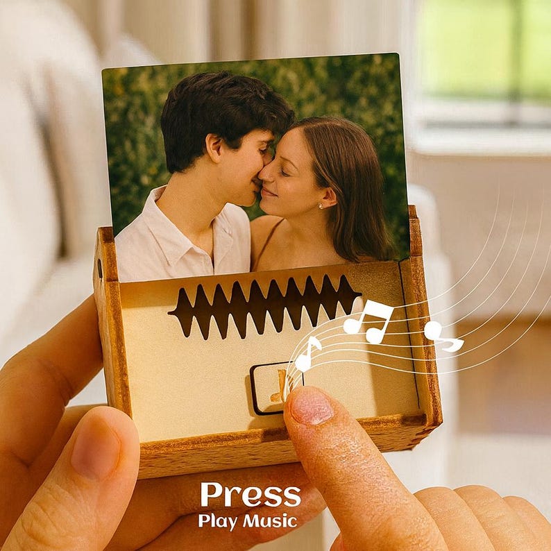 Personalized Wooden Music Box: Custom Song, Photo, and Text - Etsy Canada