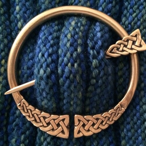 Viking Knotwork Penannular Brooch Shaw Pin | Etsy