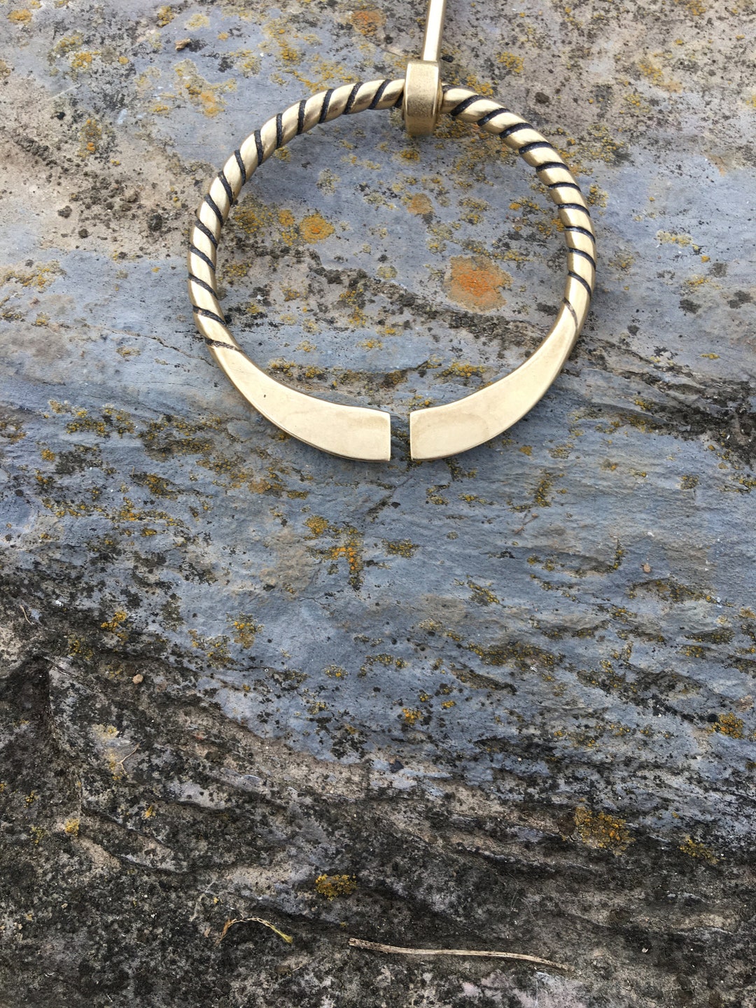 Outlander Inspired Twisted Shawl Pin - Etsy