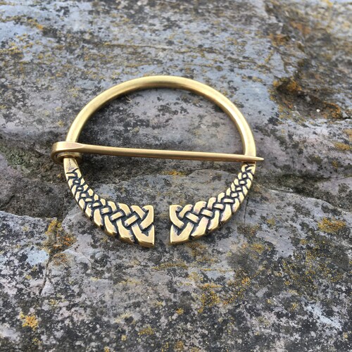 Viking Knotwork Penannular Brooch Shaw Pin | Etsy