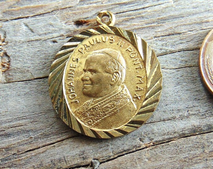Pope John Paul II 1983 Vintage Catholic Medal or Pendant Joannes Paulus ...