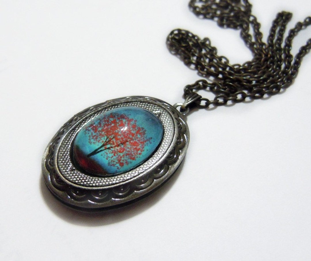 Small Wearable Art Locket.tree Necklace.tree Locket.valentine's Gift - Etsy
