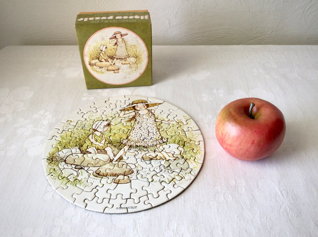 Holly Hobbie Puzzle, Round Jigsaw Game, Vintage Midcentury MCM American ...