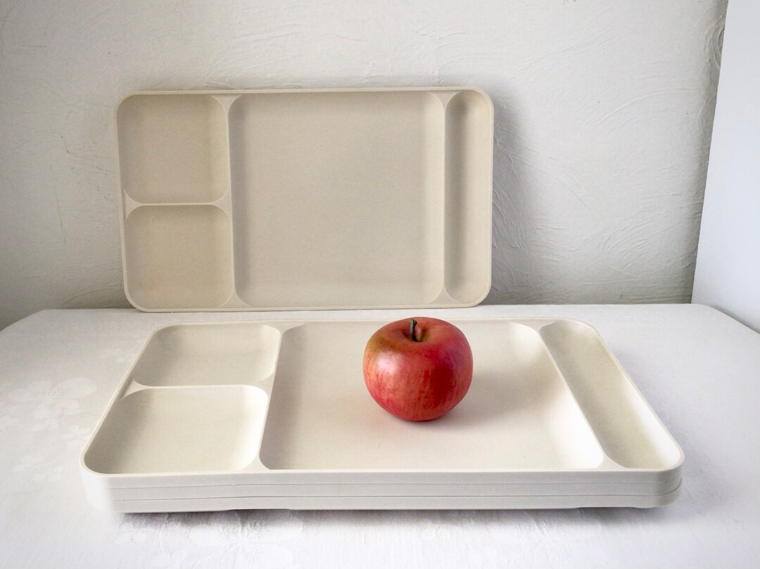 Tupperware Divided Plates, off White Picnic Trays, Vintage Potluck ...