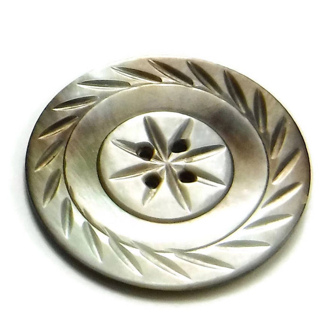 Carved Pearl Button Mother of Pearl Large Victorian Antique Black Pearl ...