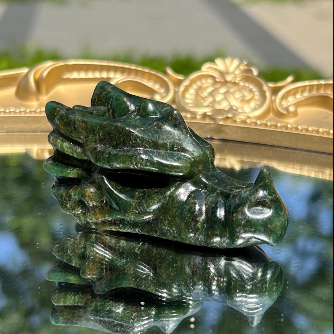 Fuchsite in Quartz Dragon Skull Carving: Crystal Figurine, 2.5 ...