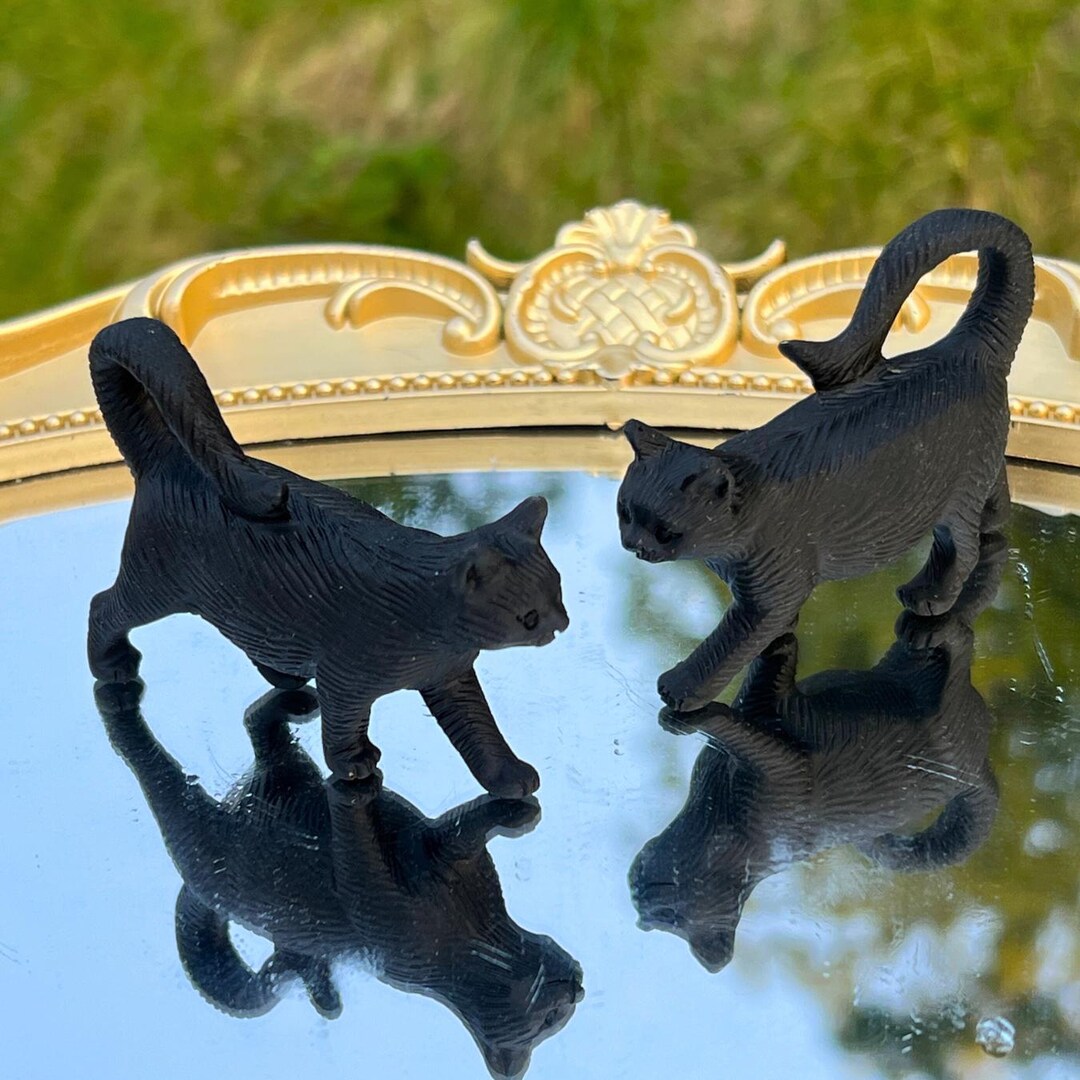 Hand-carved Natural Obsidian Cat, Crystal Animal Sculpture - Etsy