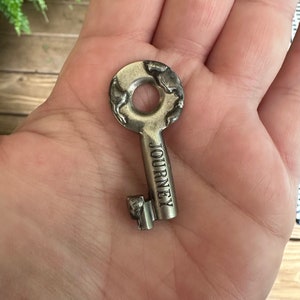 Soldered Vintage Style Key Inspiring Words Pendant Charm Boho Jewelry ...