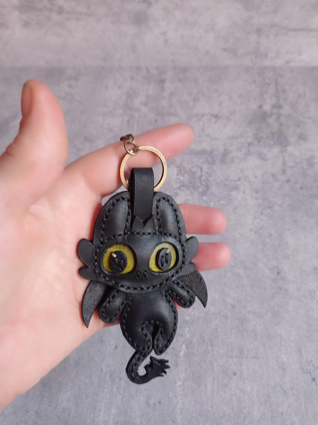 Toothless Leather Keychain – Handmade Fantasy Creature Keyring, Cute ...