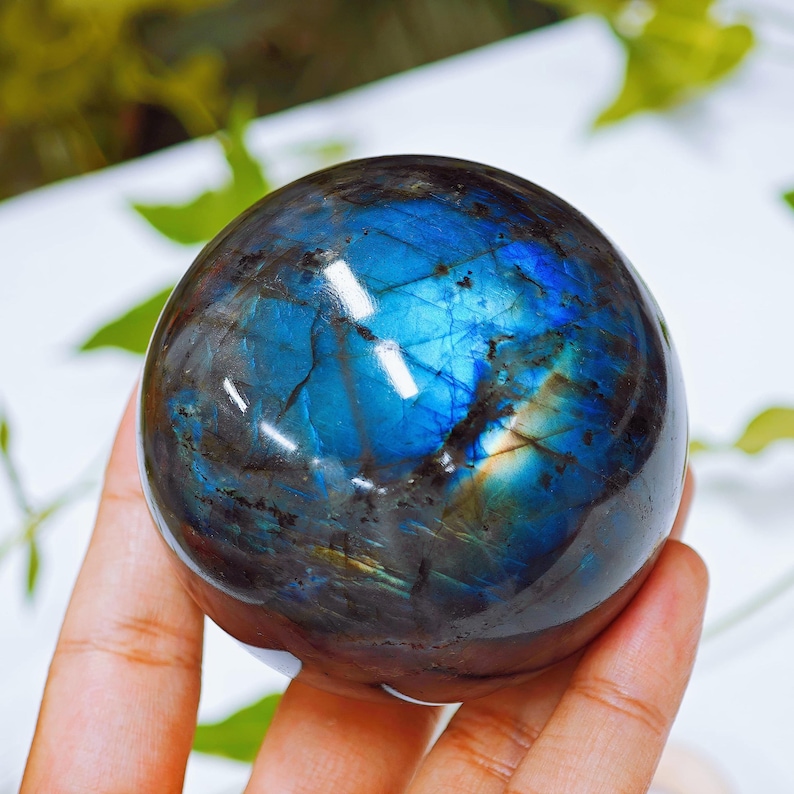 Natural Blue Labradorite Sphere, Crystal Healing Ball (8CM+) - Etsy ...