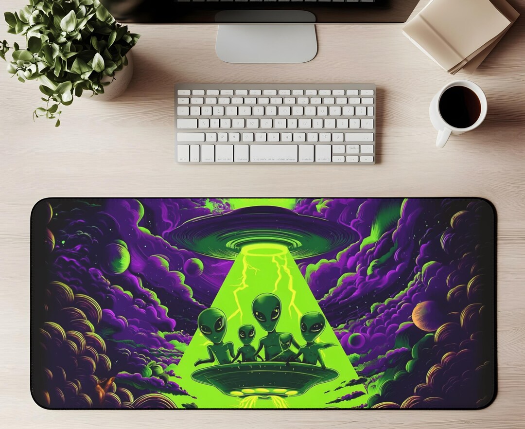 Alien Desk Mat UFO Gaming Mat Sci-fi Lovers Mouse Pad Alien Lover Gift ...