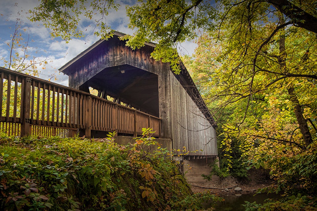Ada Wooden Covered Bridge Over the Thornapple River in Autumn in West ...