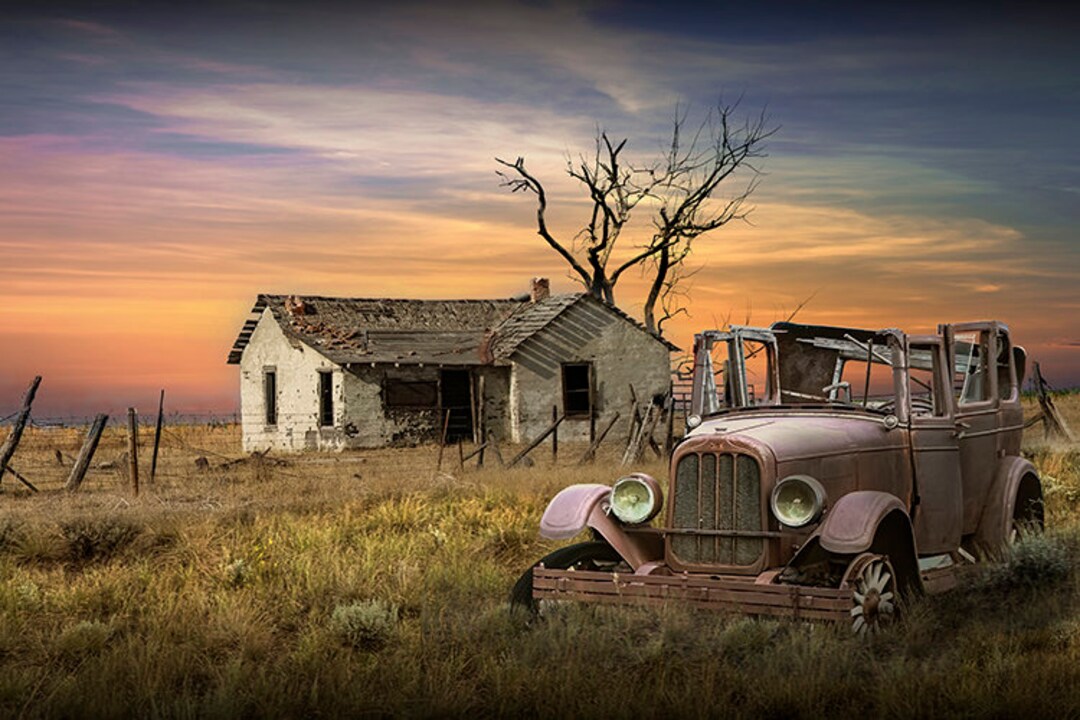 Abandoned Car and Prairie Farm House at Sunset in an Americana Country ...