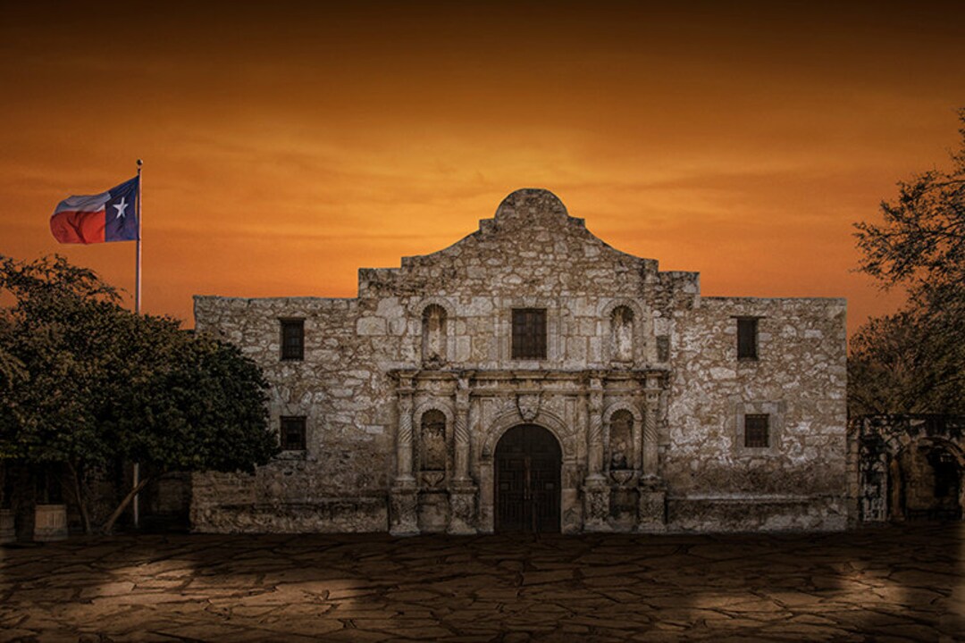 The Alamo Mission Photograph: San Antonio, Texas - Lone Star Flag Fine ...