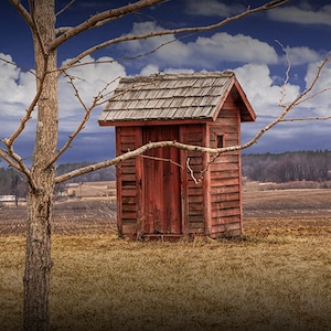 Old Red Rustic Wooden Outhouse in West Michigan, Outhouse Photo ...