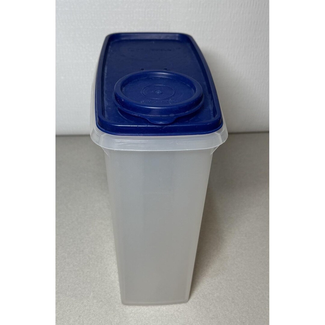 Vintage Tupperware Store N Pour Shear 13 Cup. 471 Cap, Seal Navy Blue ...