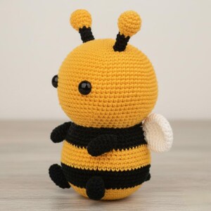 Crochet Bee Plush Toy PDF Pattern: Handmade Amigurumi Insect Doll - Etsy