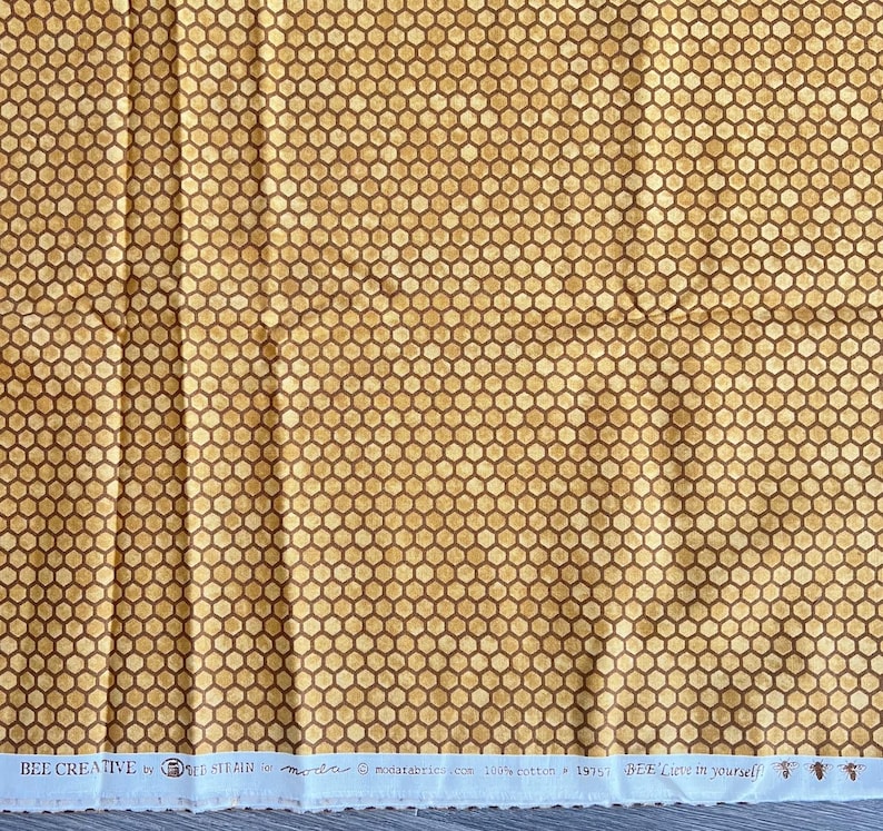 Bee Creative Precuts and Yardage - Bee Creative by Deb Strain ...