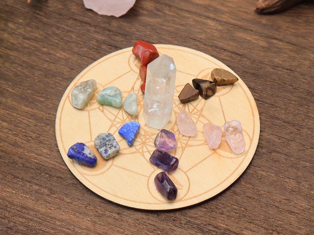 Seven Chakras Healing Crystal Gift Set: Natural Gemstones & Wooden ...