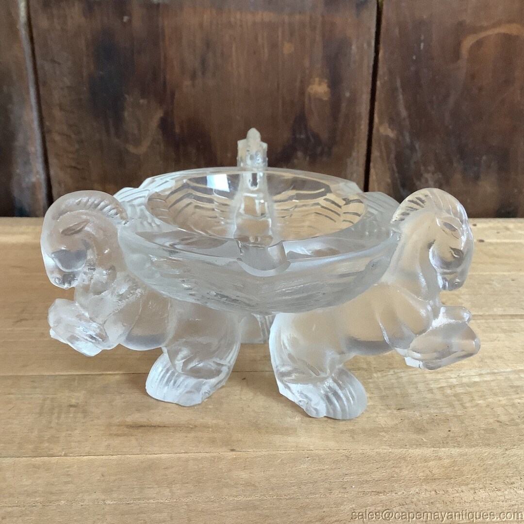 Art Glass 3 Trojan Horse Ashtray Modern Glass Unsigned - Etsy