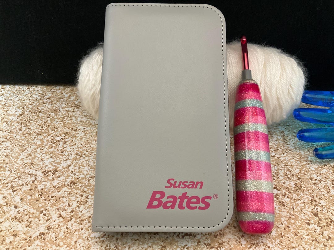 Susan Bates Twist + Lock Crochet Hook Set With Handmade Too Shay Wood ...