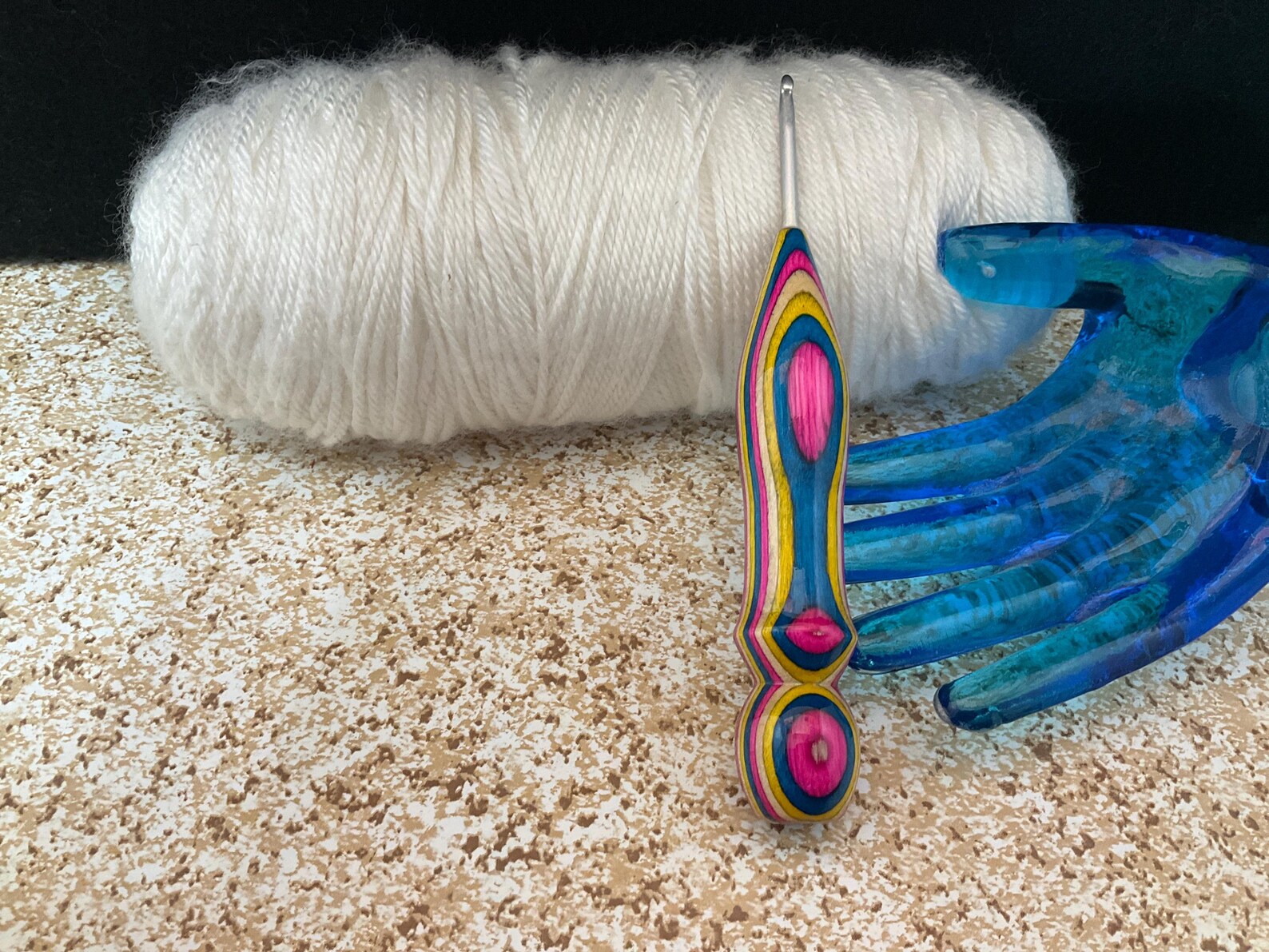 Handmade E/3.50mm Clover Amour Crochet Hook, Color Wood Handle - Etsy