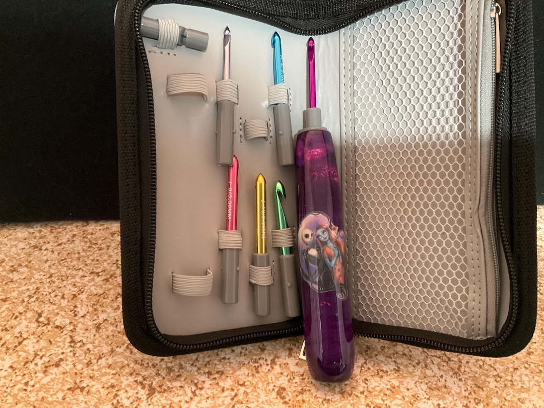 Susan Bates Twist Lock Interchangeable Crochet Hook Set With a Too Shay ...