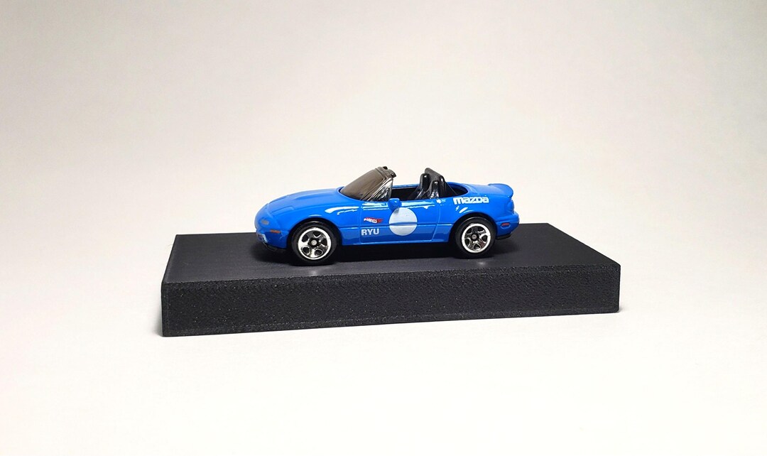 Mini 3D Printed Floating Display Shelf for Hot Wheels, Figurines ...
