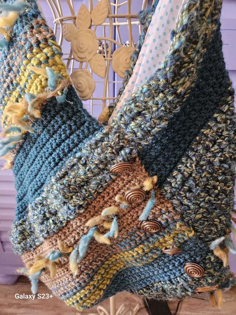 Handmade Crocheted Wool Crossbody Bag: Boho V-design, Leather ...