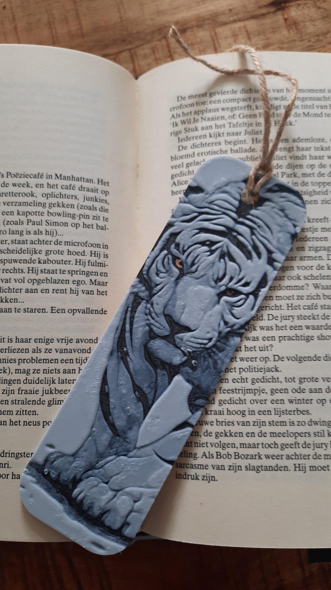 3D Printed Tiger Bookmark With Gold-colored Eyes – Unique PLA Bookmark ...