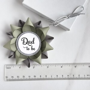 Dad to Be Gift Pin for Baby Shower, Diaper Party Decorations, Daddy ...
