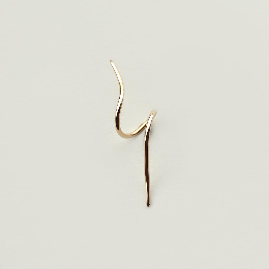 Vine Swirl Lobe Hugging Earring - Etsy UK