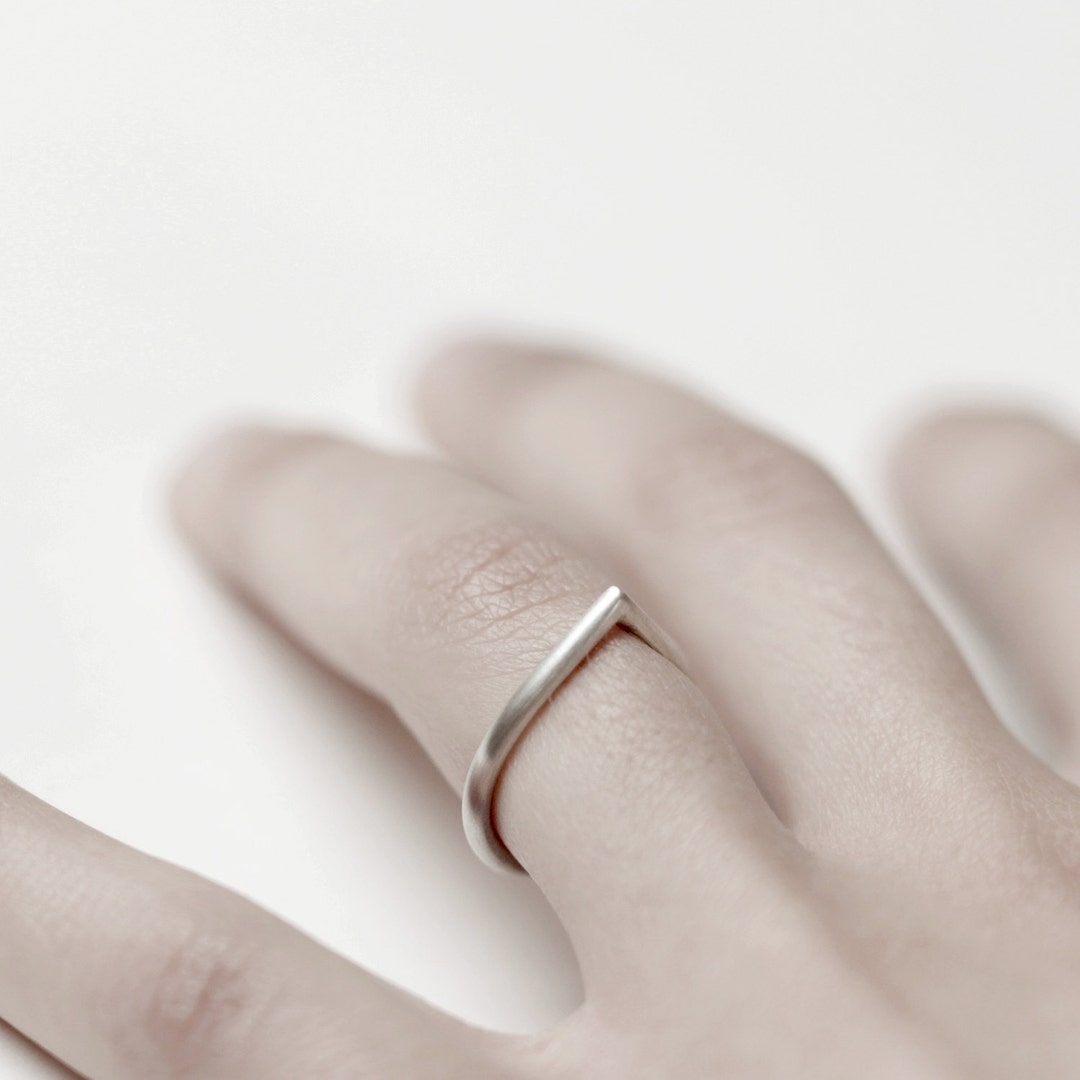 Thorn 02 - Silver Ring - Minimalist Sterling Silver Pointy Ring - Etsy